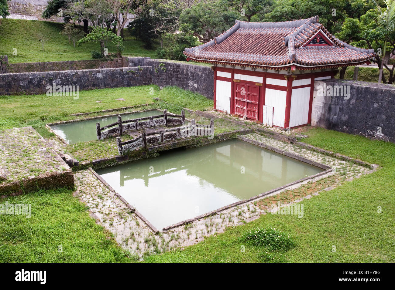 Naha and temple and japan hi-res stock photography and images - Alamy