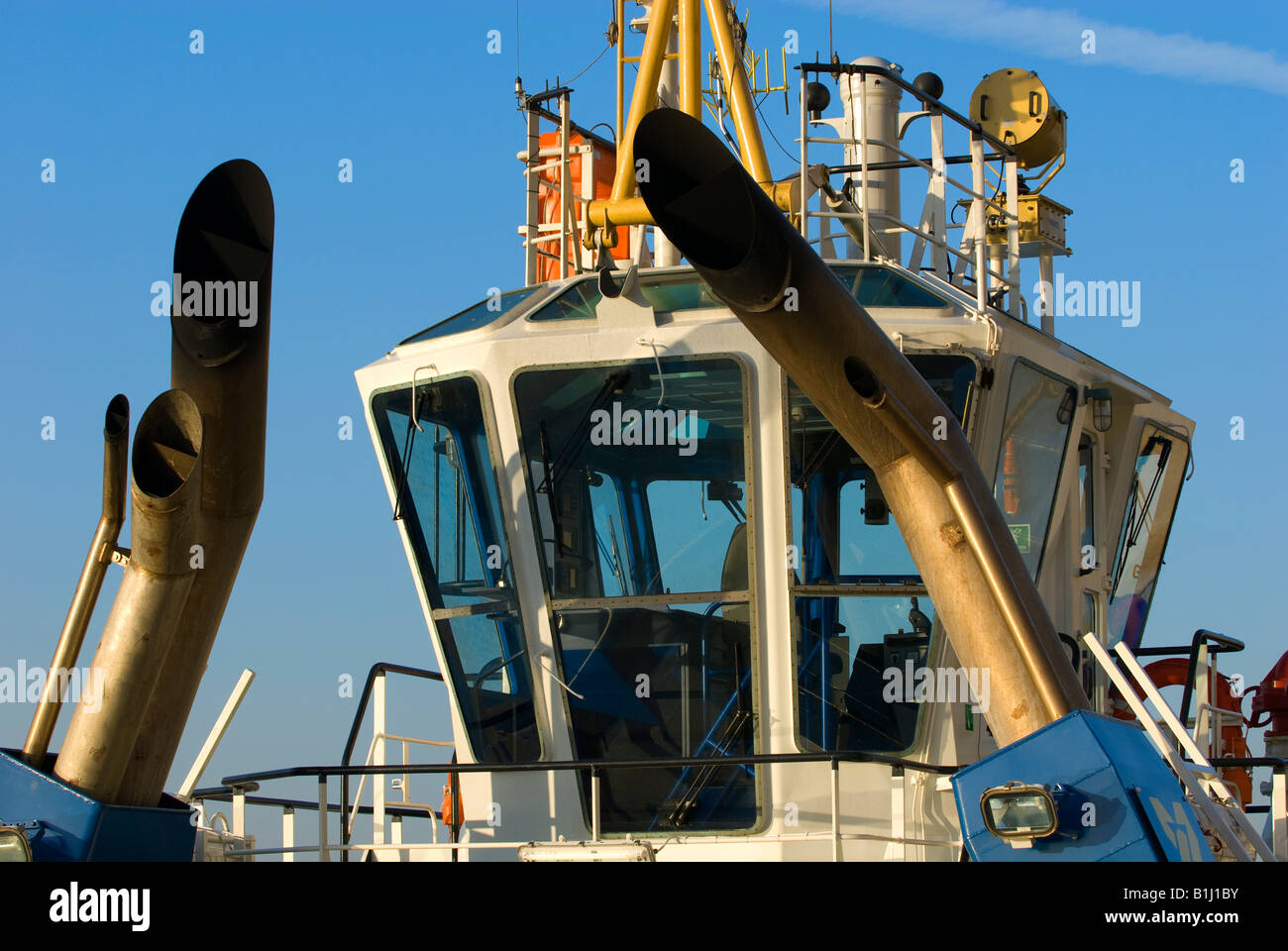 Tug boat tugboat hi-res stock photography and images - Alamy