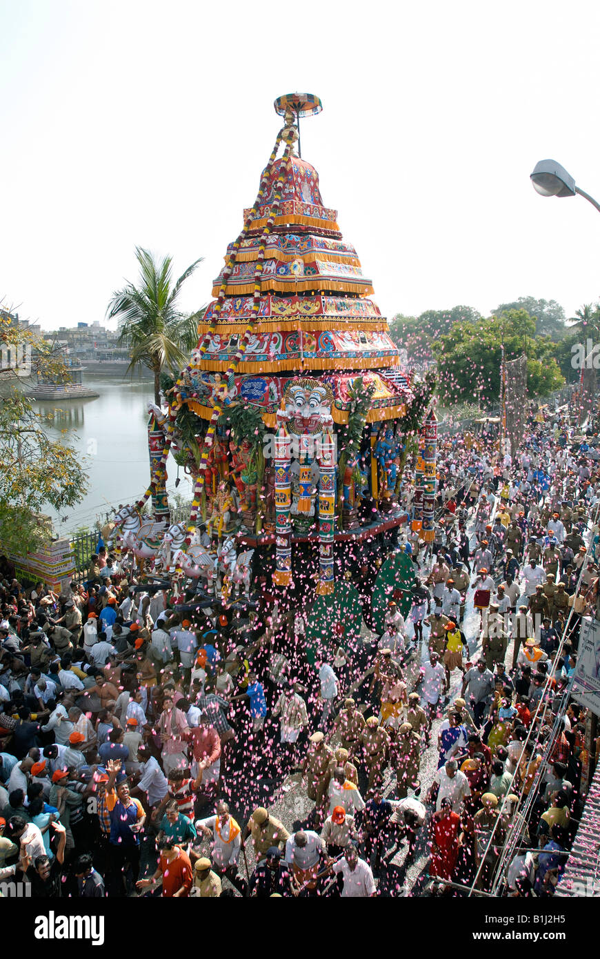 Festival chariot india tamil nadu hi-res stock photography and images ...