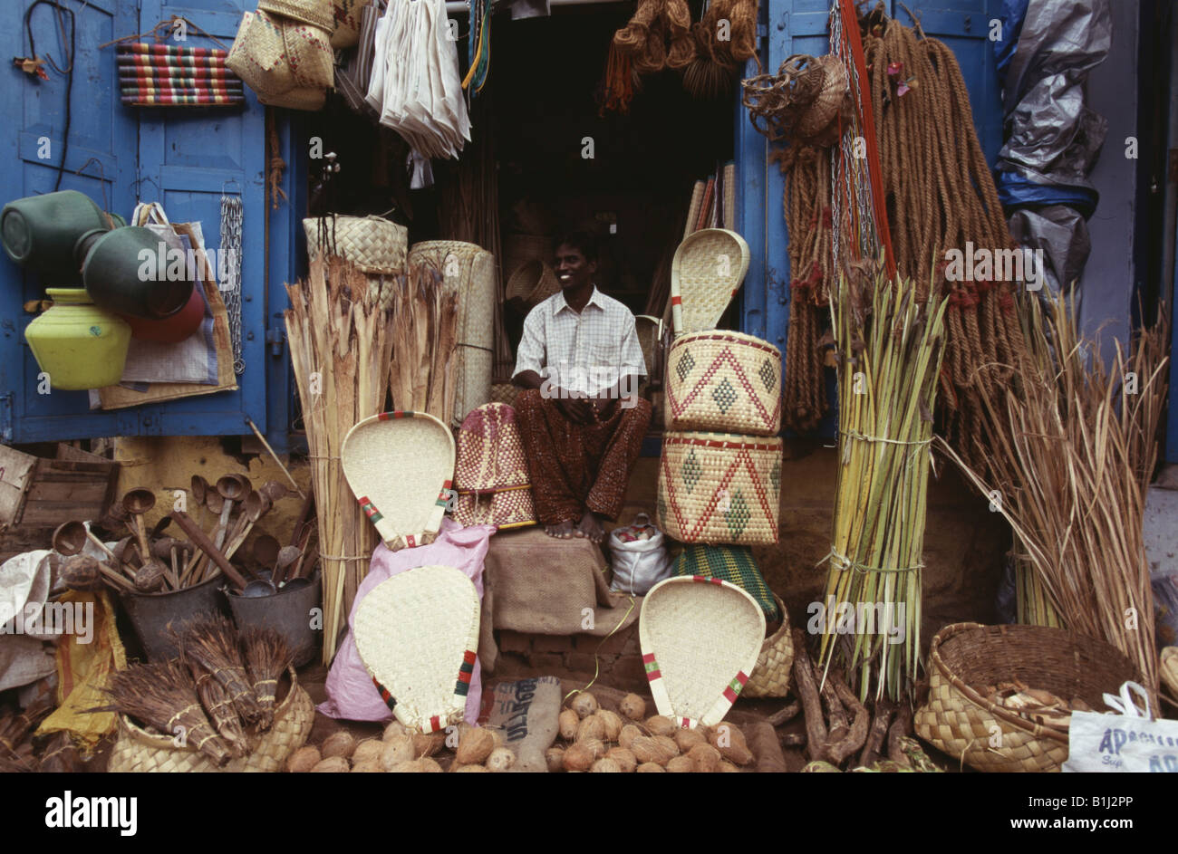 Palm leaf products hi-res stock photography and images - Alamy