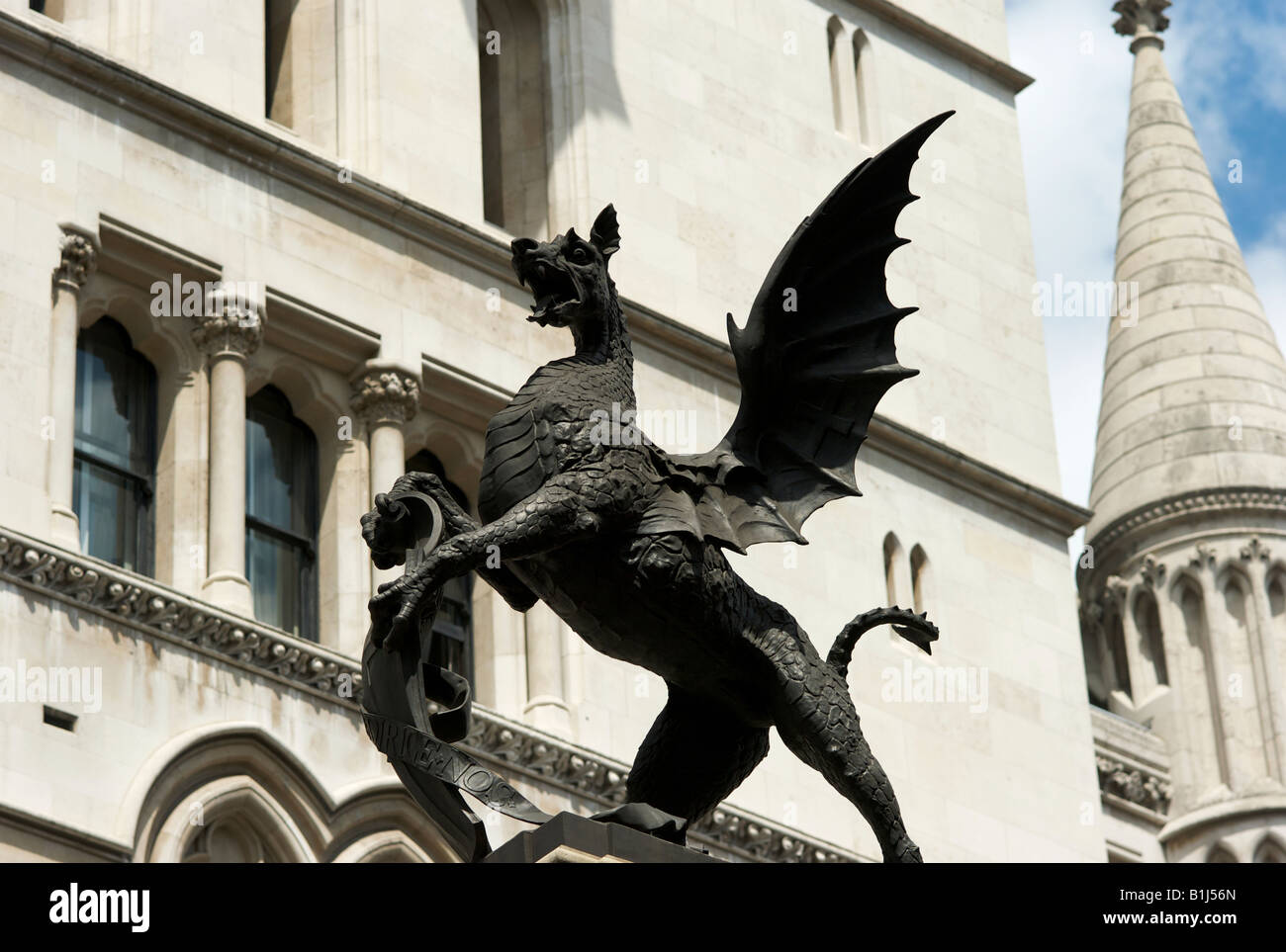 A dragon or griffin atop the monument at Temple Bar in Fleet Street ...