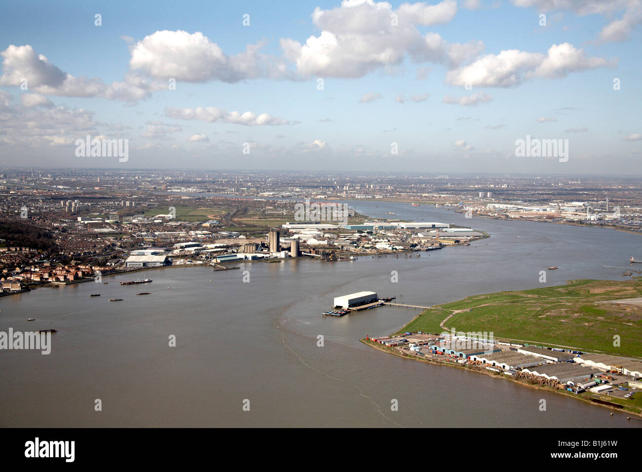 Erith thames hi-res stock photography and images - Alamy