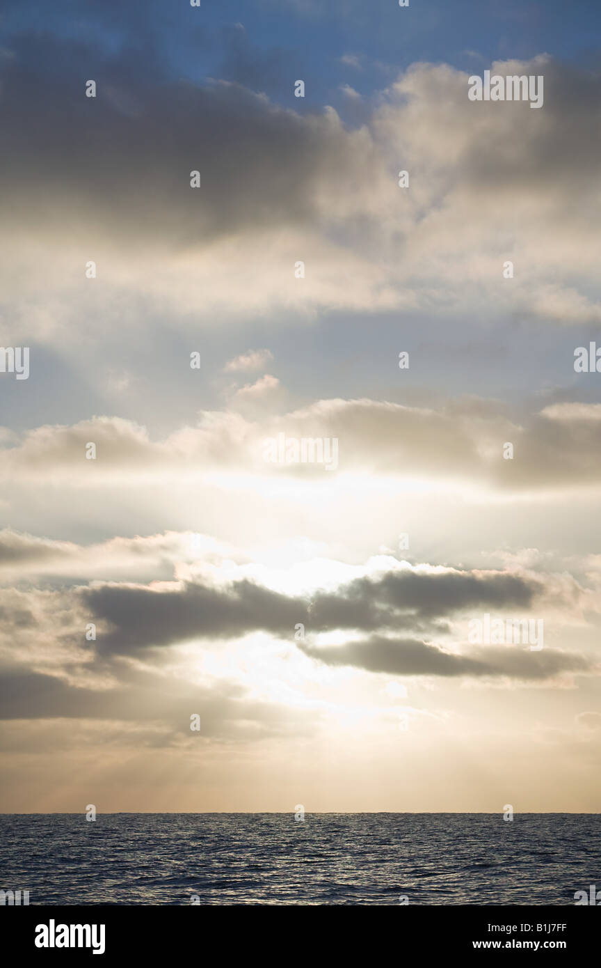 Dawn at sea hi-res stock photography and images - Alamy