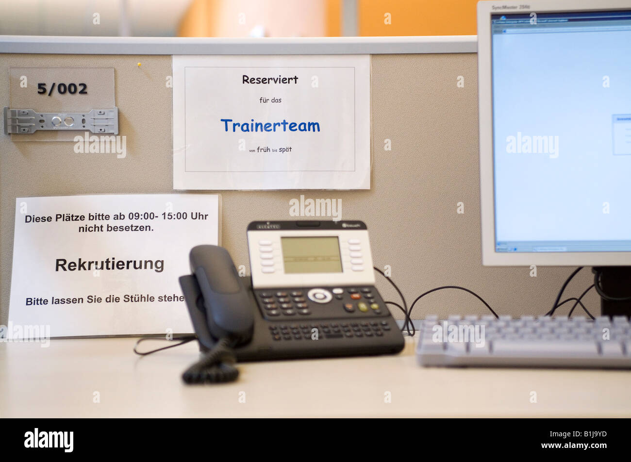 Communication center call centre of the Quelle Communicaton Center ...