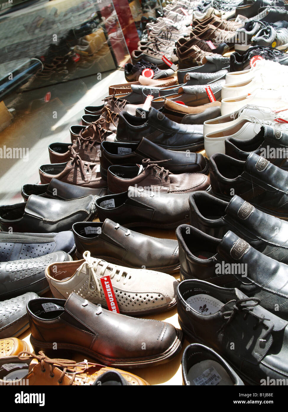 Mens foot ware hi-res stock photography and images - Alamy