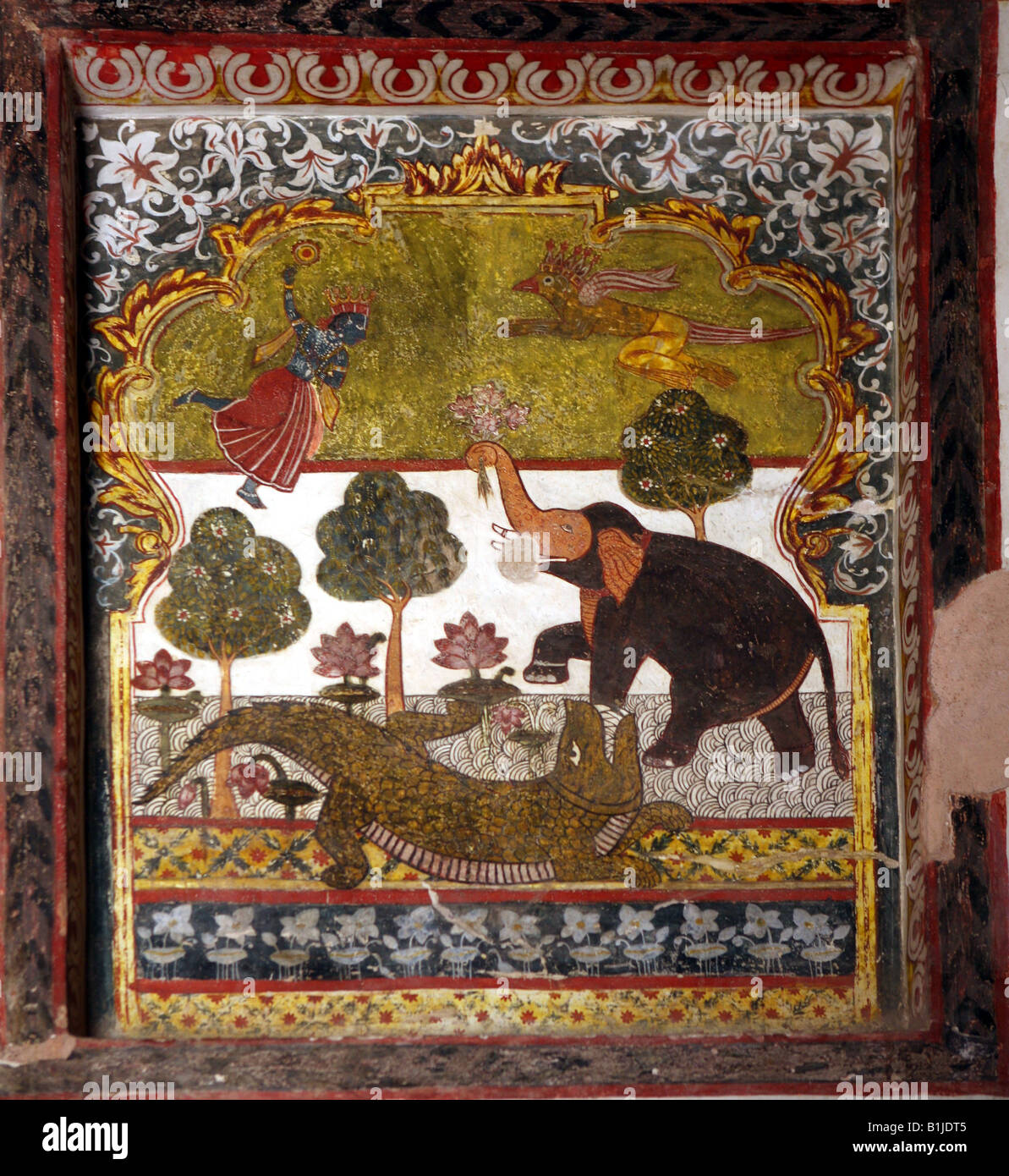 Interior decoration pictures of the Raj Mahal or palace Orchha Central ...