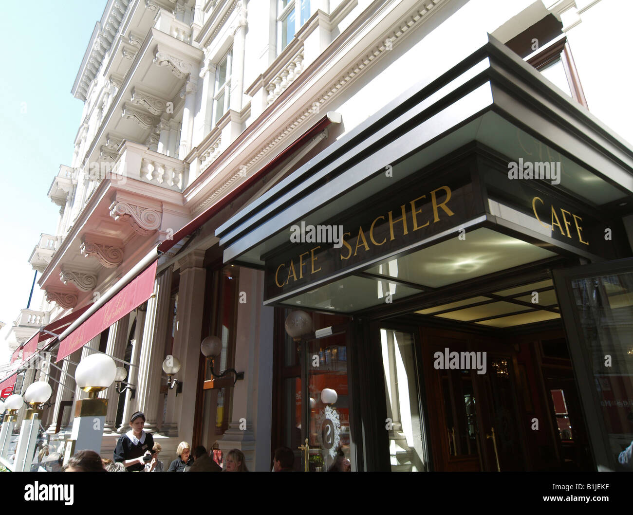Vienna coffee house Cafe Sacher, Austria Stock Photo - Alamy