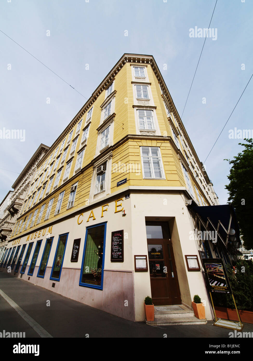 Vienna Cafe Museum, Austria, Vienna Stock Photo - Alamy
