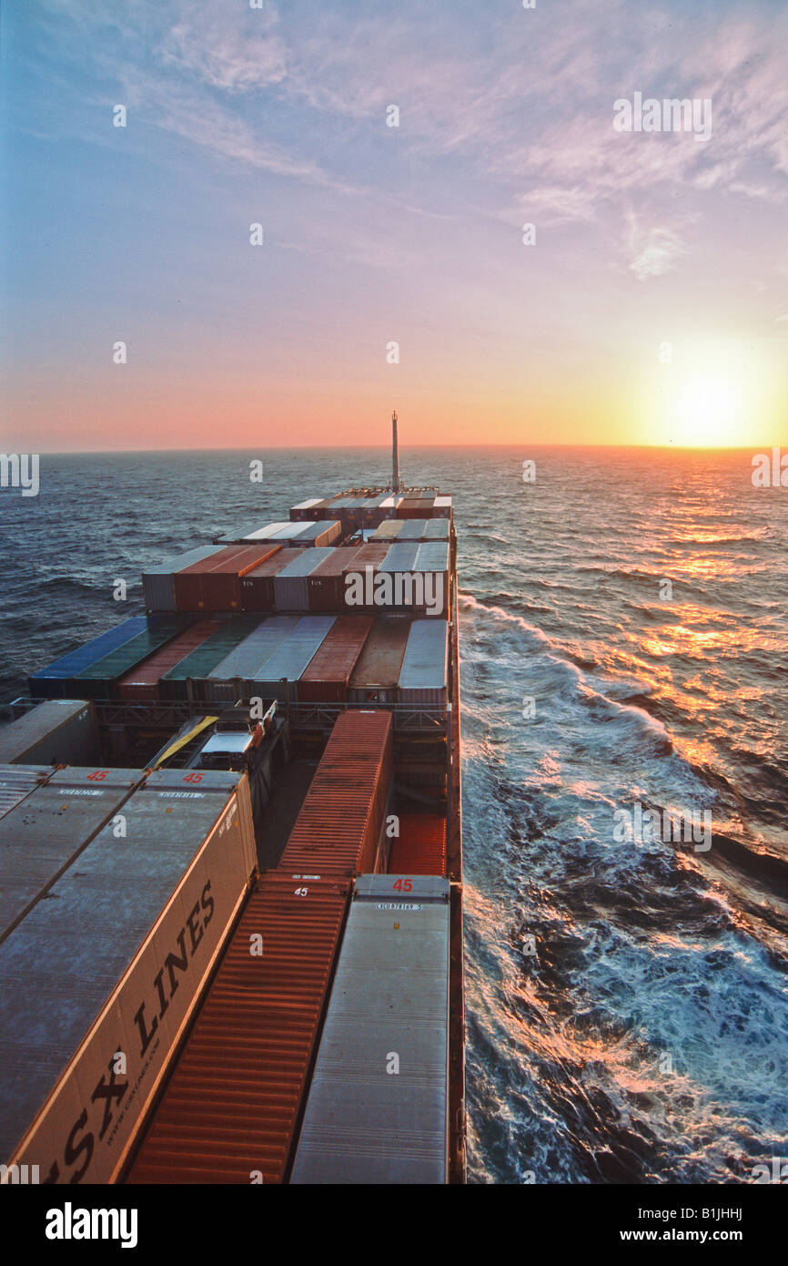 Pacific Ocean. Container vessel, Horizon Anchorage delivers between ...