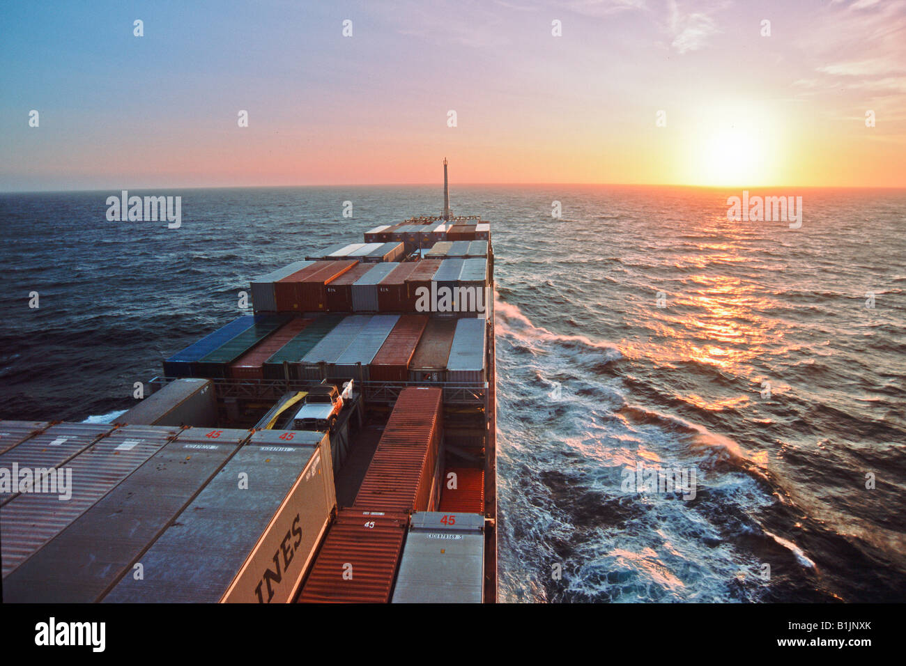 Pacific Ocean. Container vessel, Horizon Anchorage delivers between ...
