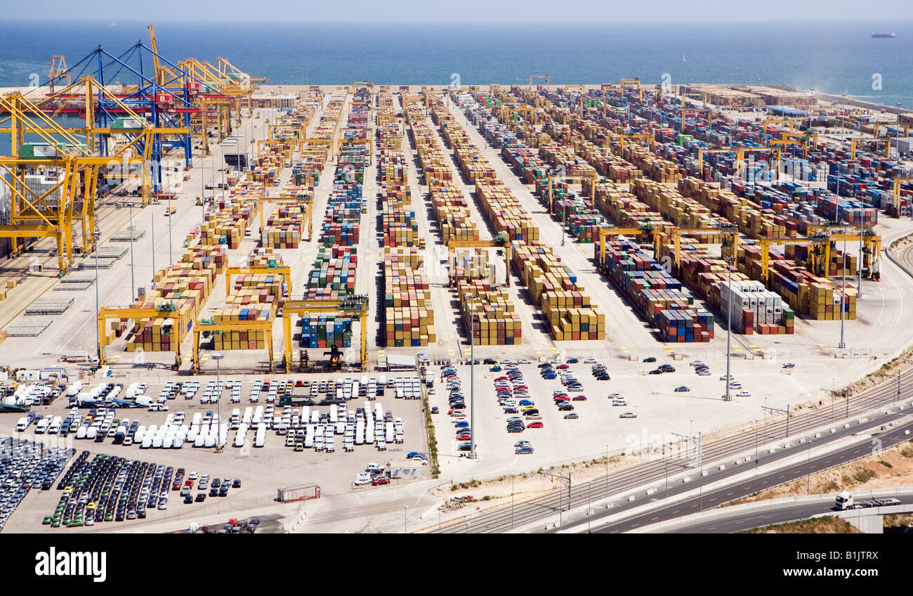 Container harbour / Valencia Stock Photo - Alamy