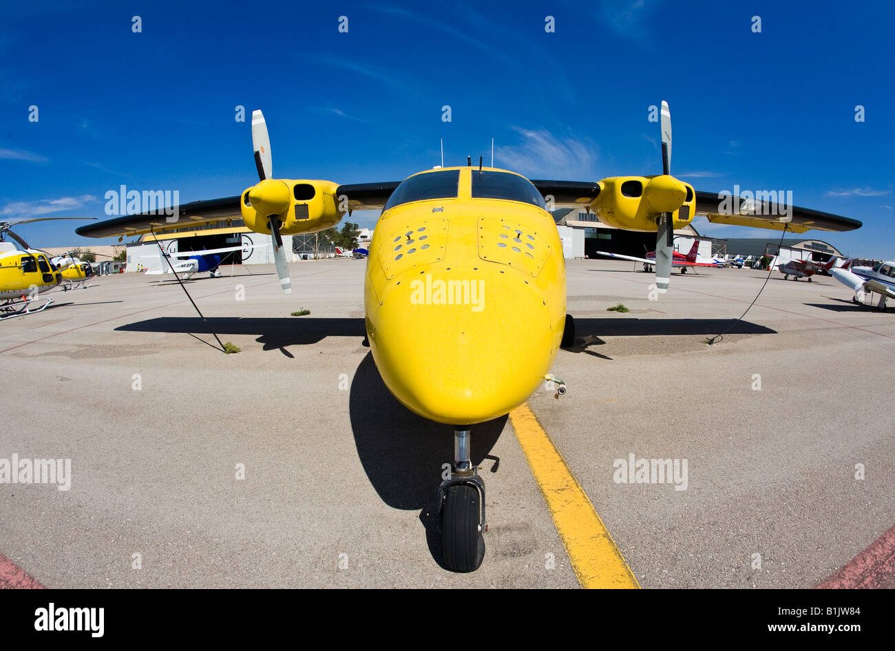 Yellow aeroplane hi-res stock photography and images - Alamy