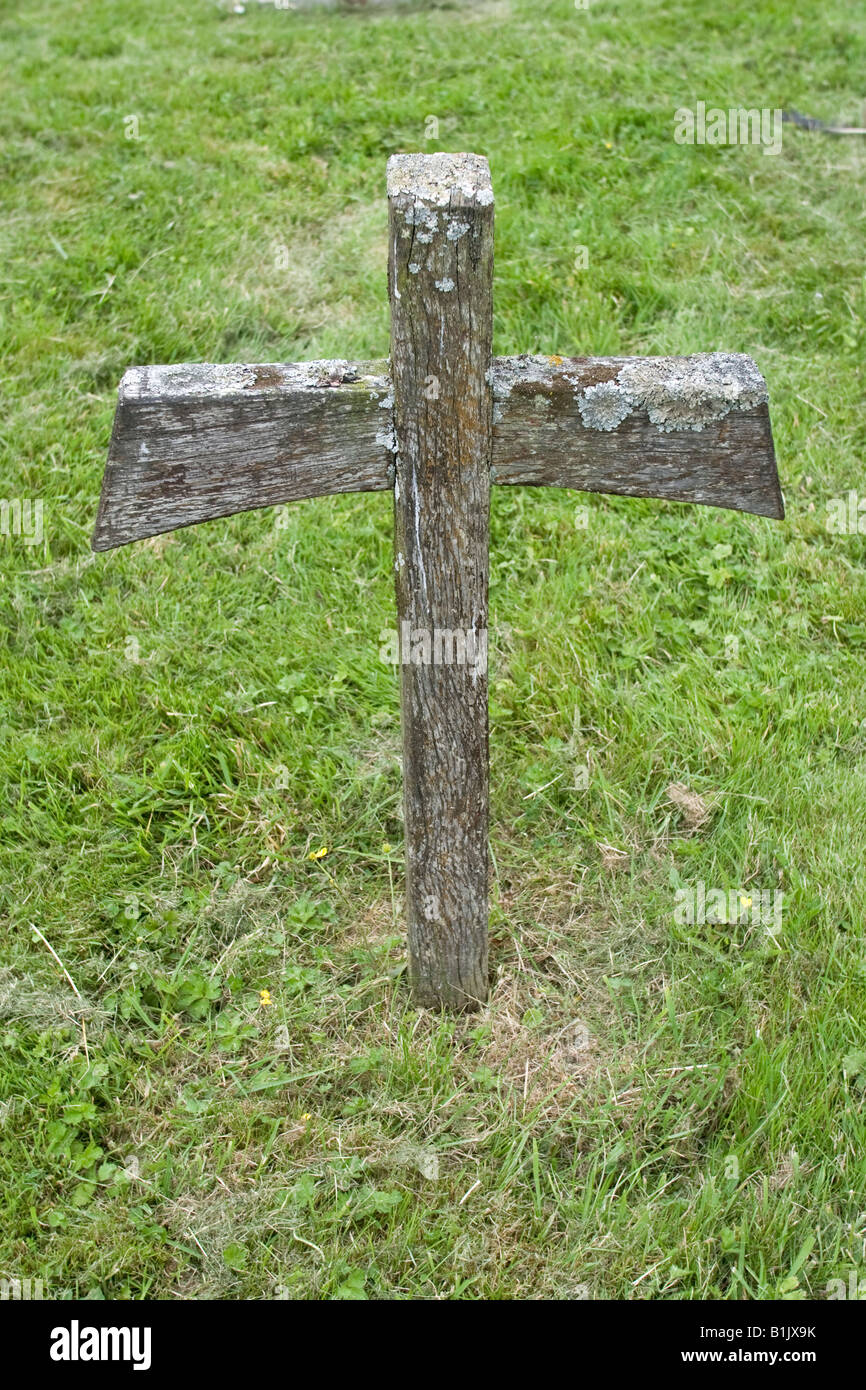 Rip grave cross hi-res stock photography and images - Alamy