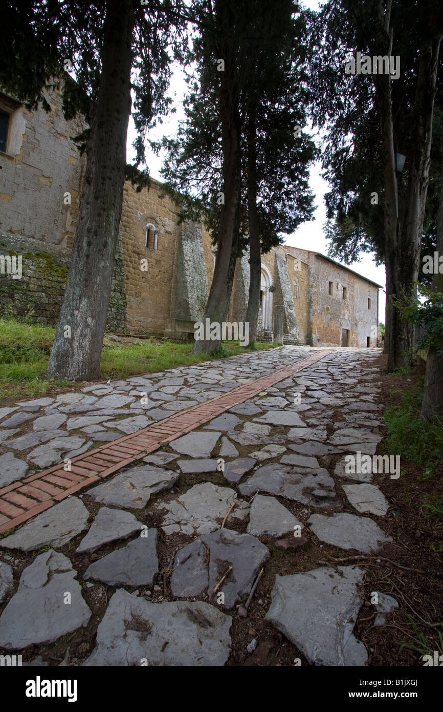 path to church Stock Photo - Alamy