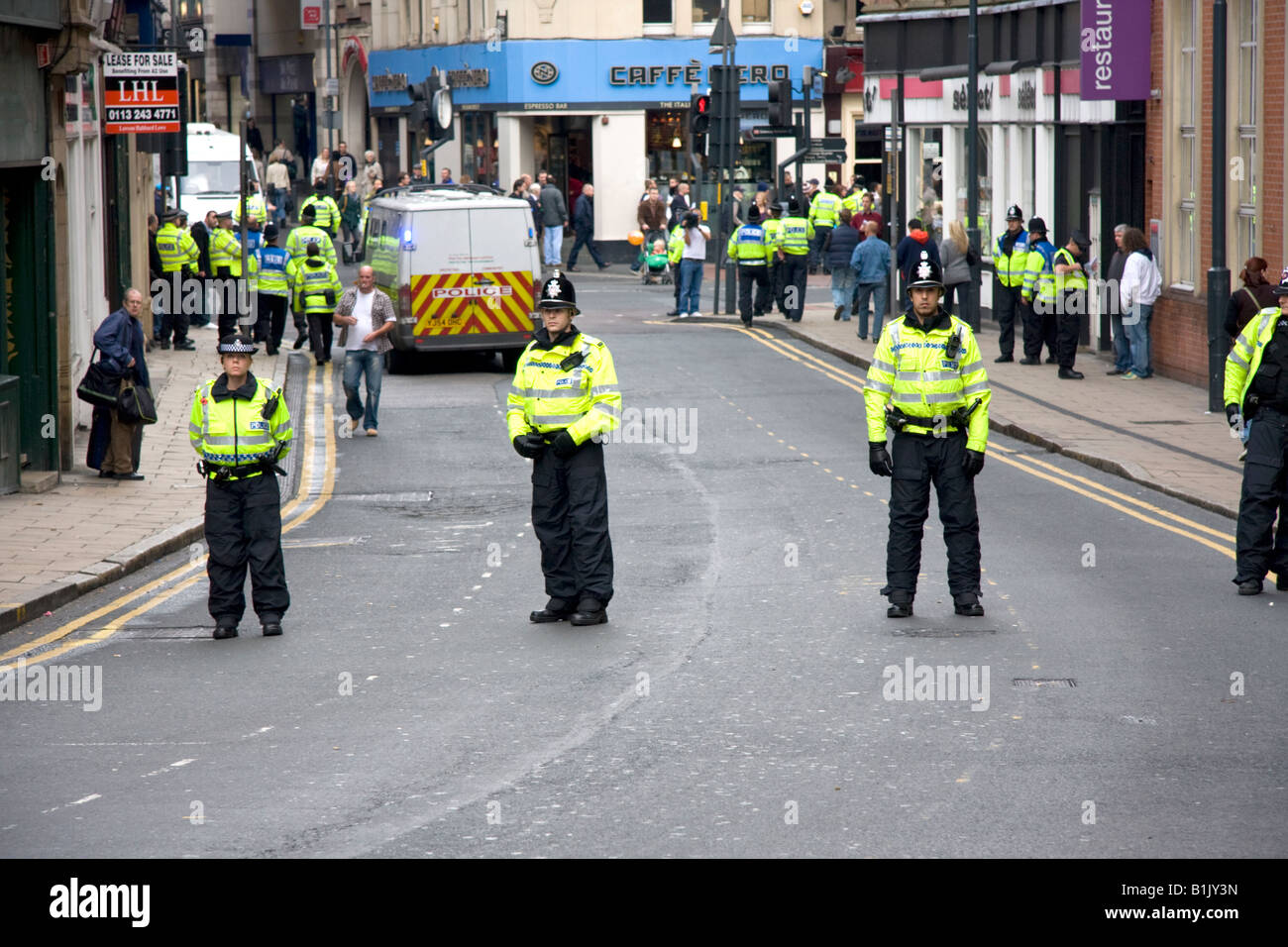 Police Patrol on the Streets of Leeds , West Yorkshire, expecting ...