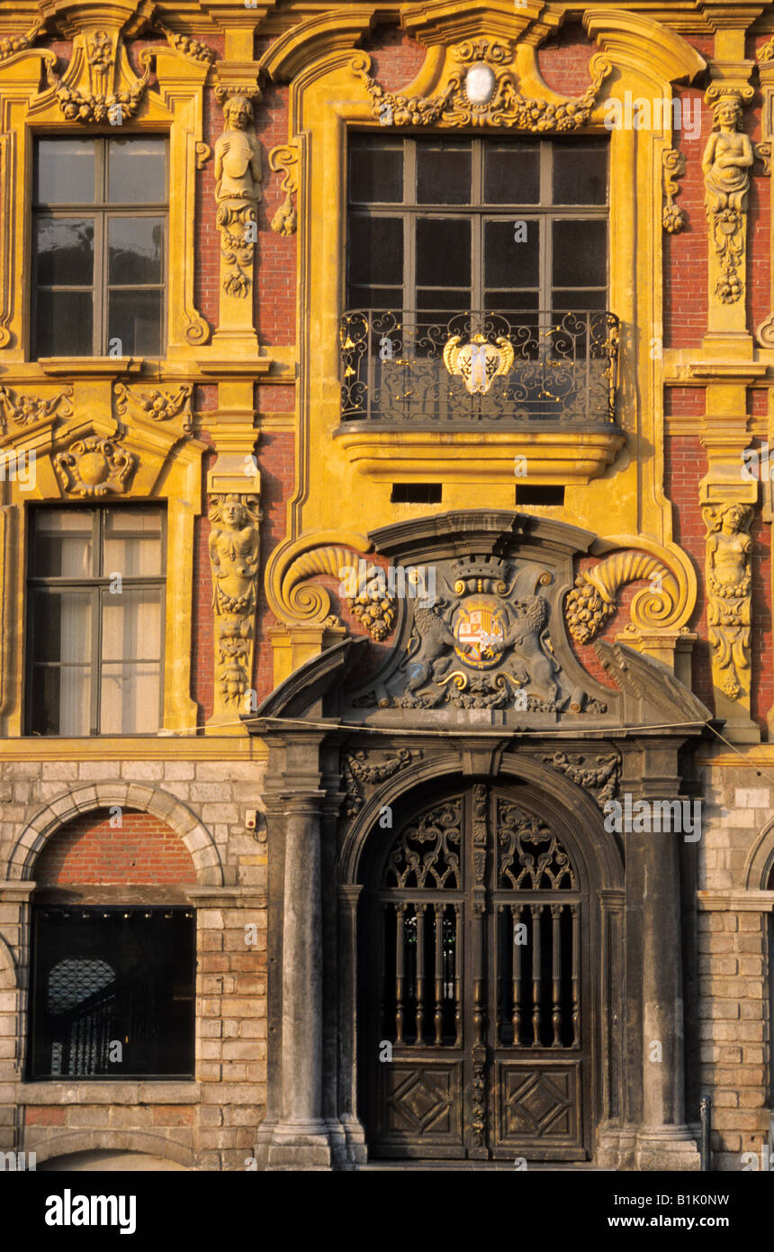 Old stock exchange town hi-res stock photography and images - Alamy