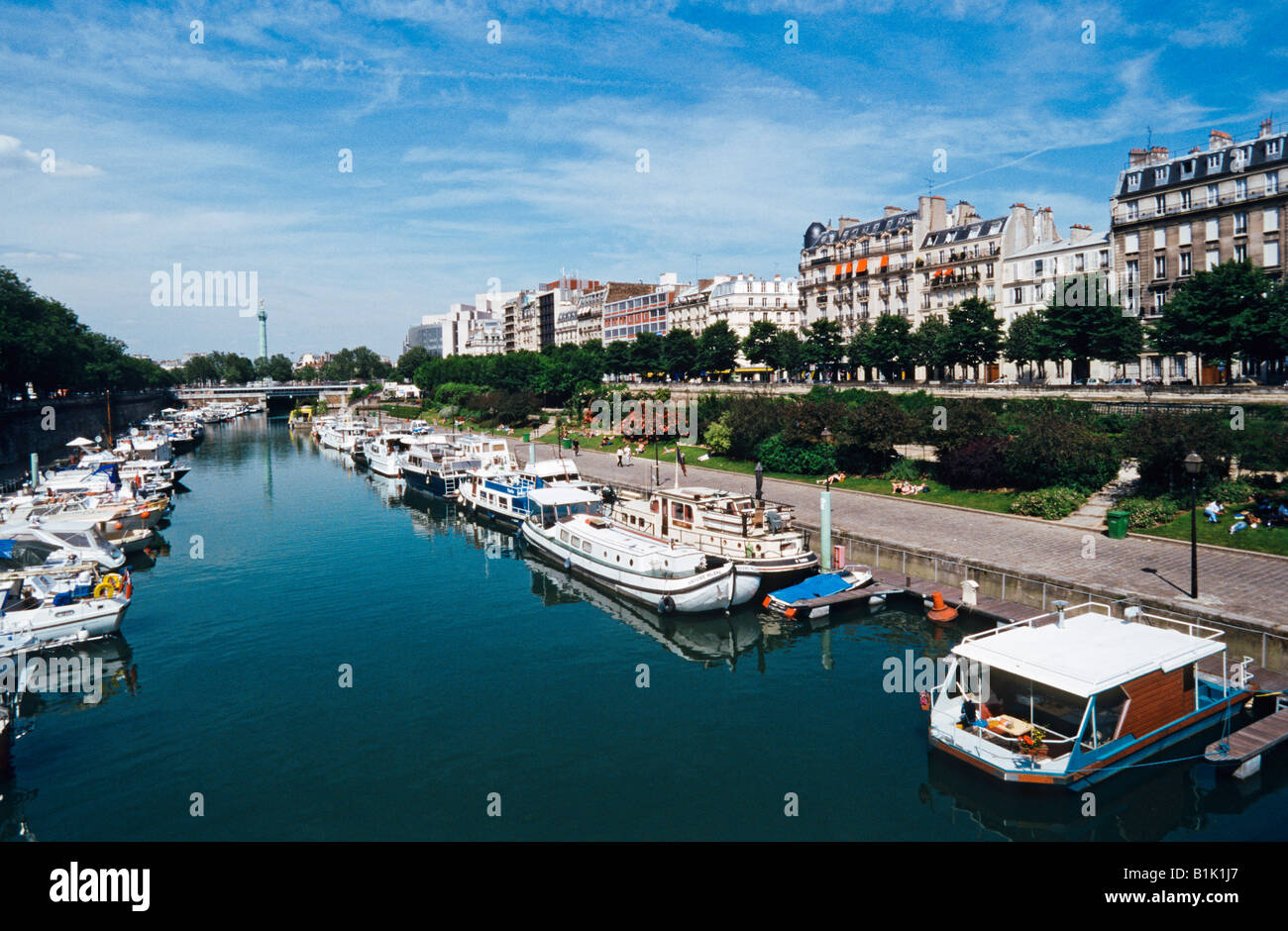 ARSENAL HARBOUR PARIS FRANCE Stock Photo - Alamy