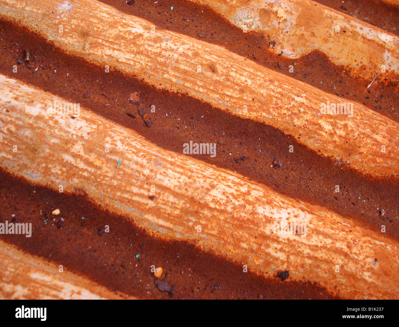 Metallic roofs hi-res stock photography and images - Alamy