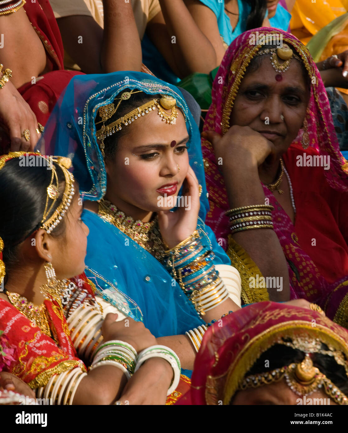 Rajasthani girls hi-res stock photography and images - Alamy