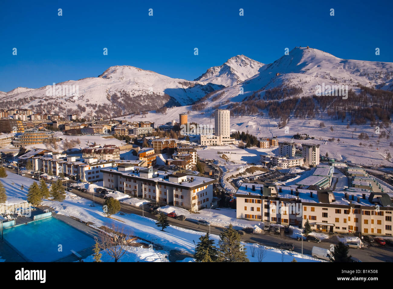 Sestriere ski hi-res stock photography and images - Alamy