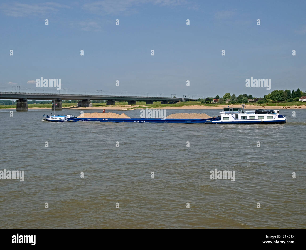 the bridge Snelbinder over the river Rhine in Nijmegen railwaybridge ...