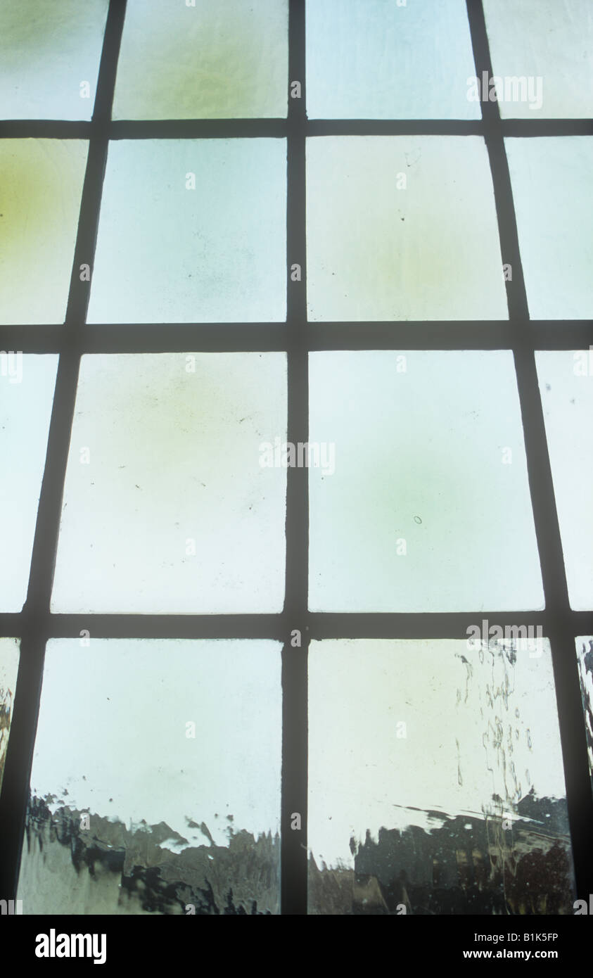 Glass distorted distortion ancient hi-res stock photography and images ...