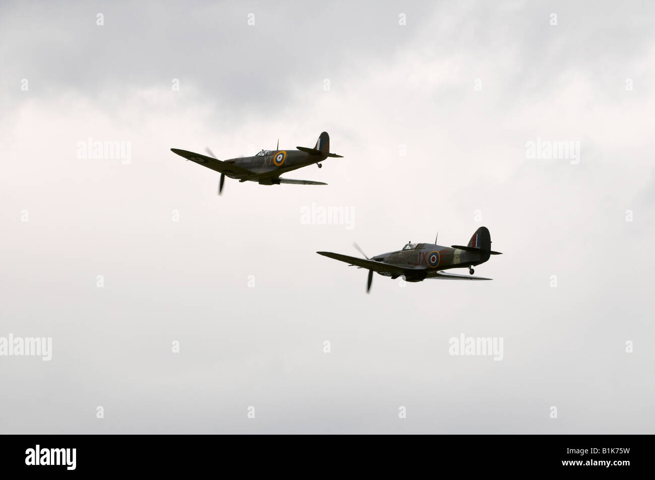 Hawker Hurricane Supermarine Spitfire PRX1X Mk 19 Battle Of Britain ...