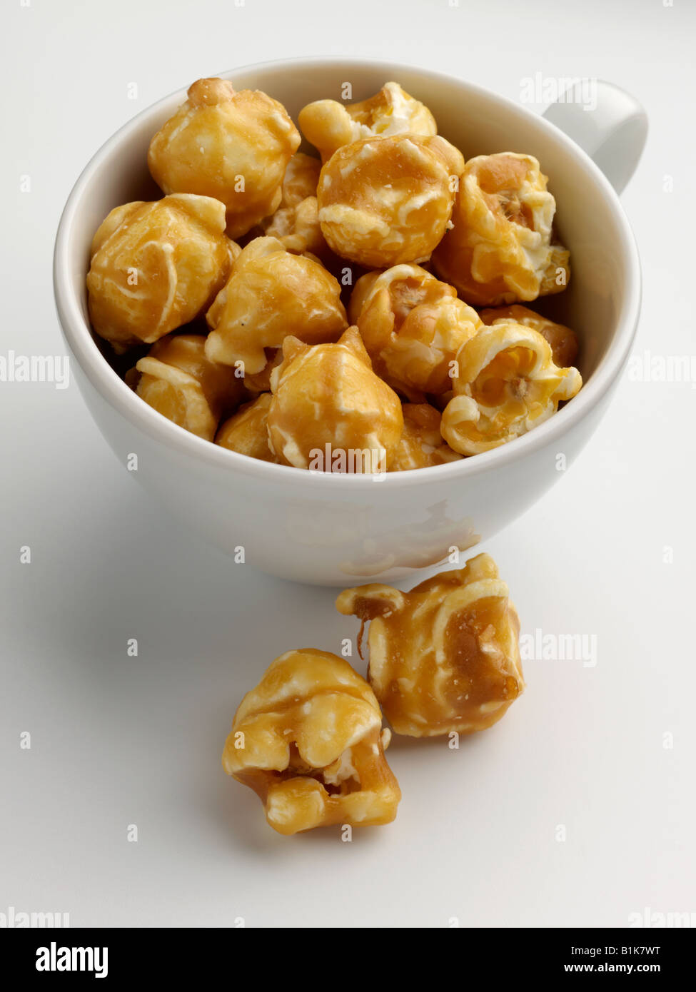 Toffee popcorn hi-res stock photography and images - Alamy
