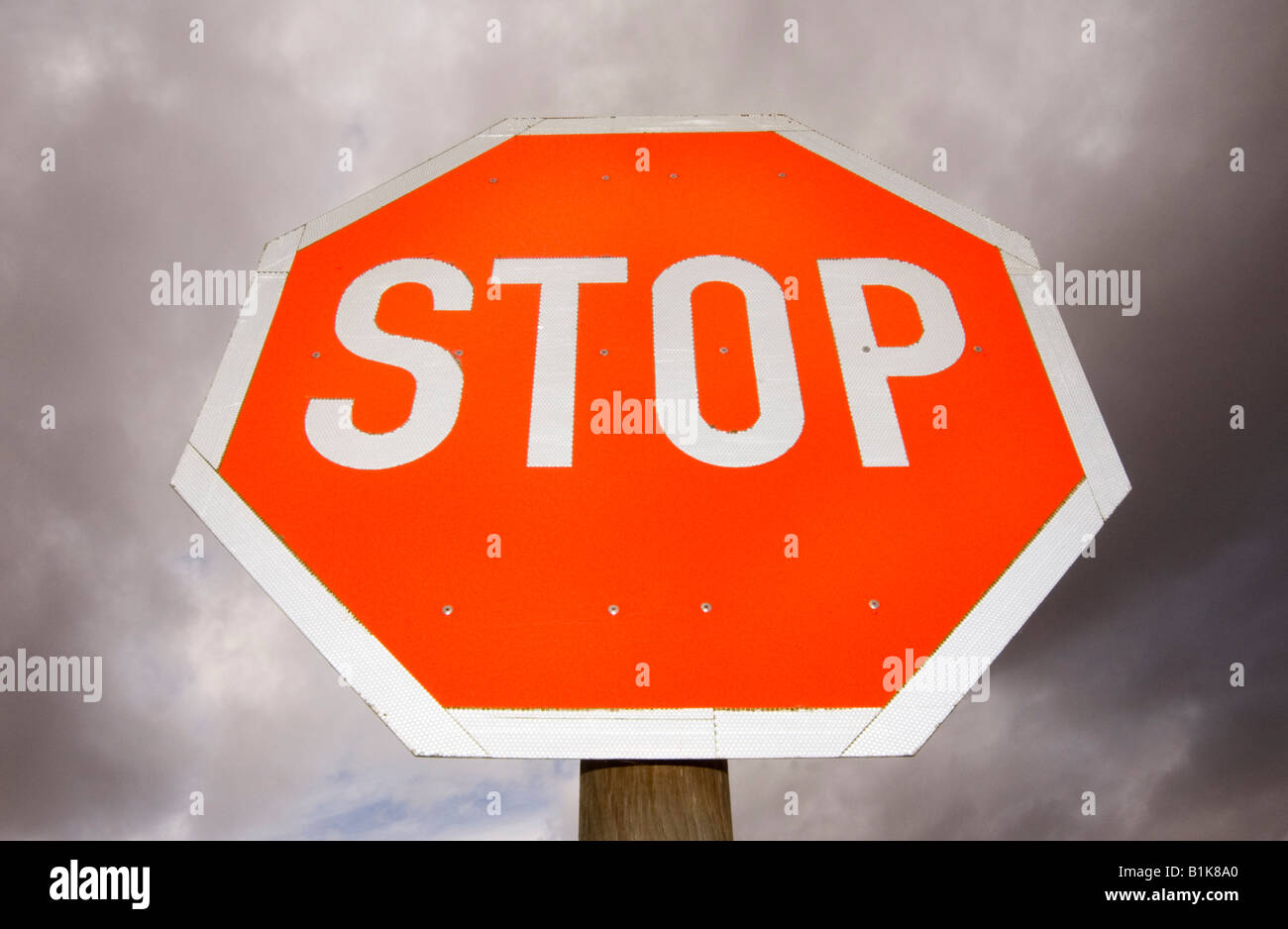 Close up of a stop sign Stock Photo - Alamy