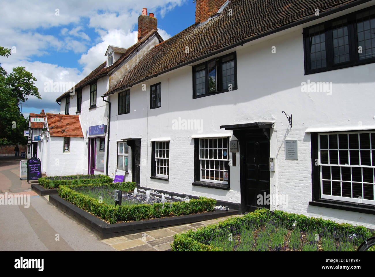 Harpenden high street hi-res stock photography and images - Alamy