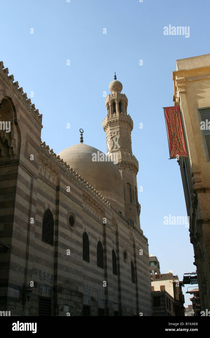 Al muizz al din street hi-res stock photography and images - Alamy