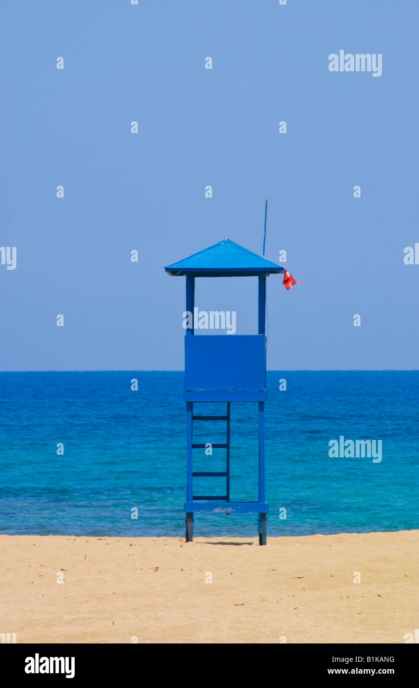 Lifeguard tower on beach hi-res stock photography and images - Alamy