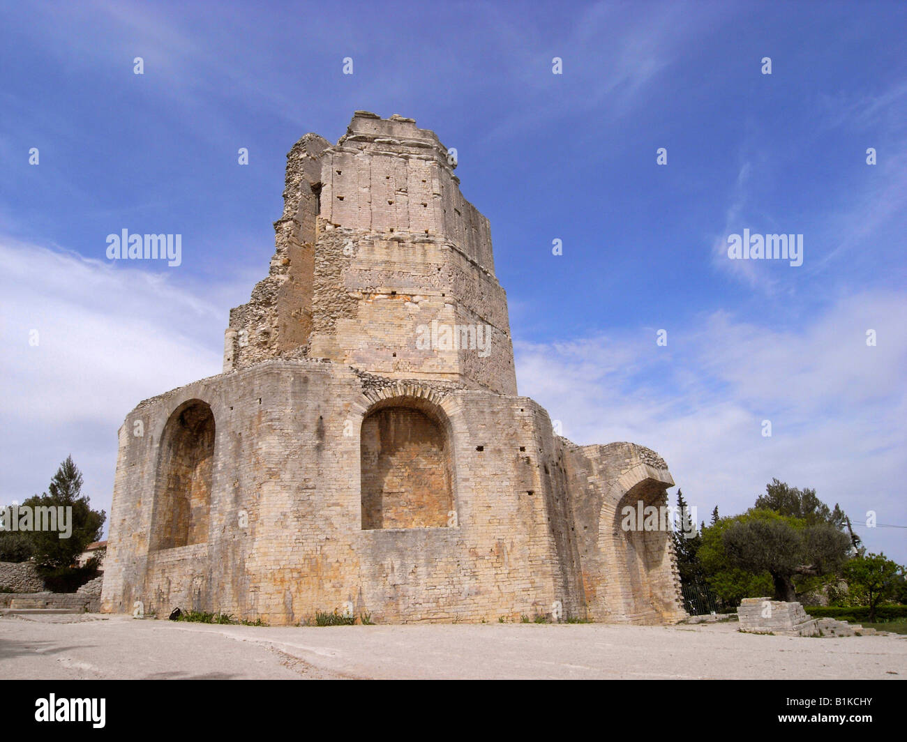 Tour Magne Nimes France Stock Photo - Alamy