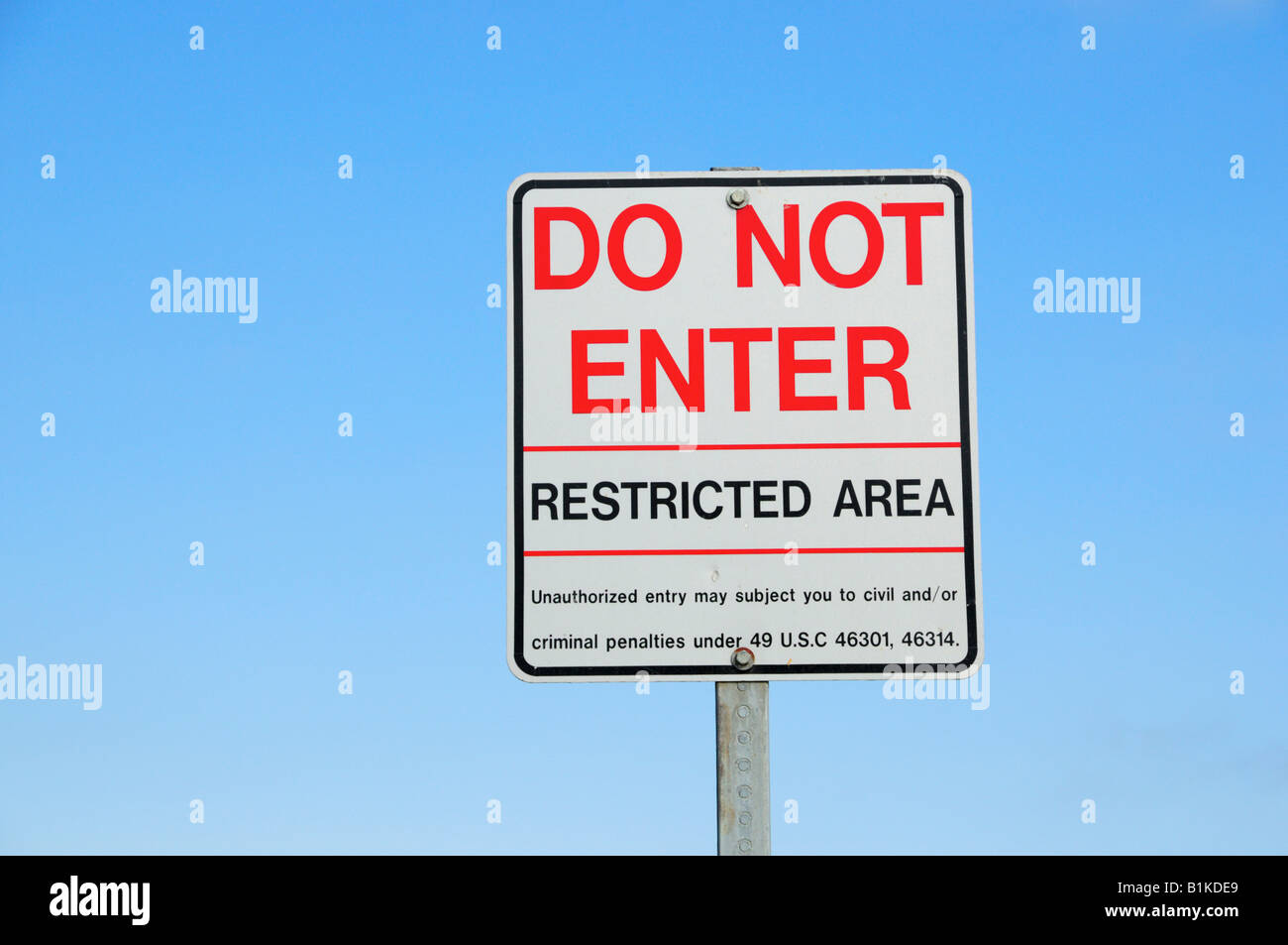 Airport restricted area warning sign hi-res stock photography and ...