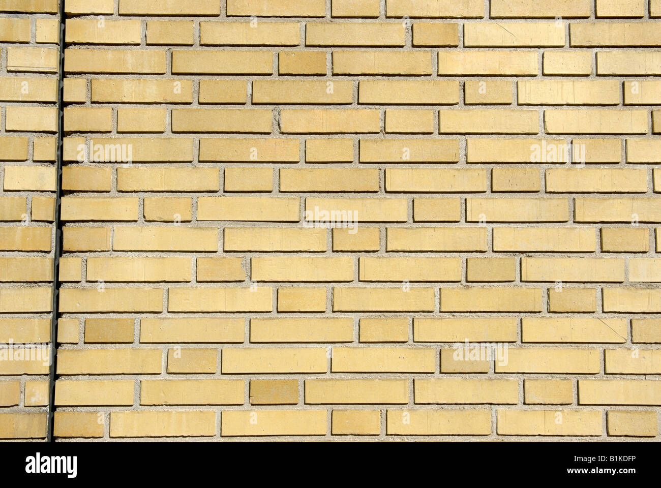 Yellow bricks hi-res stock photography and images - Alamy
