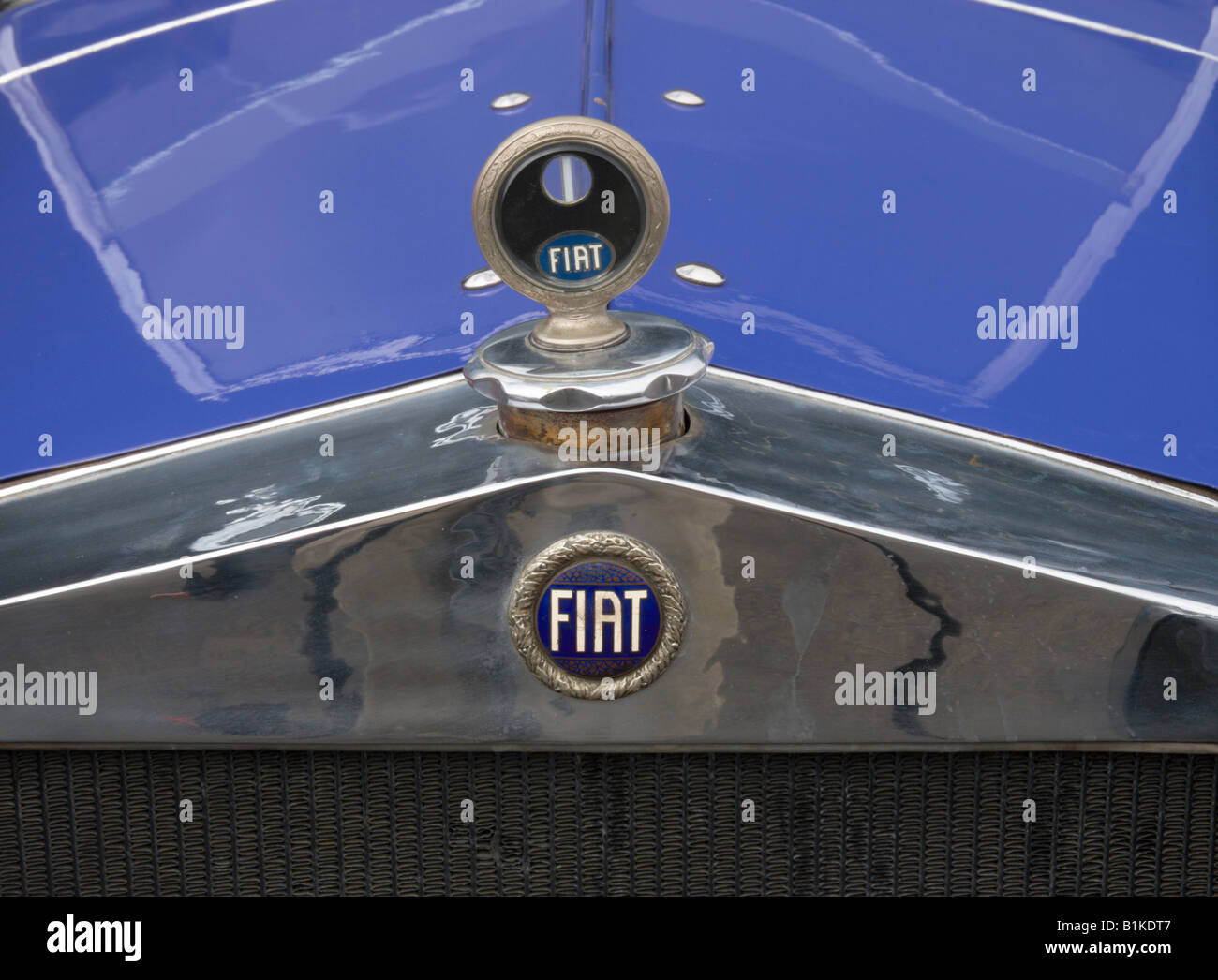 Fiat badge hi-res stock photography and images - Alamy