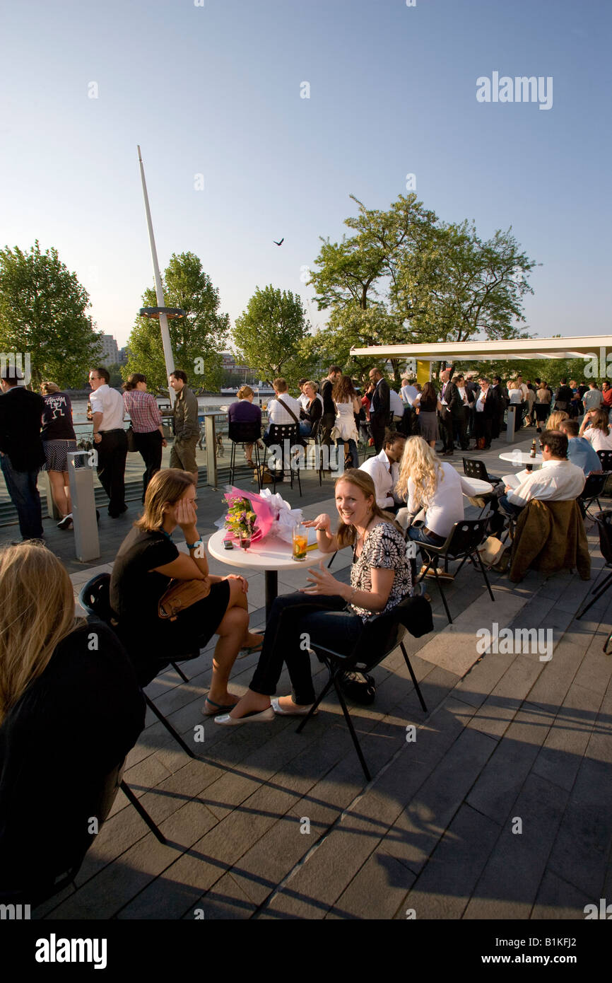 Binge hall hi-res stock photography and images - Alamy