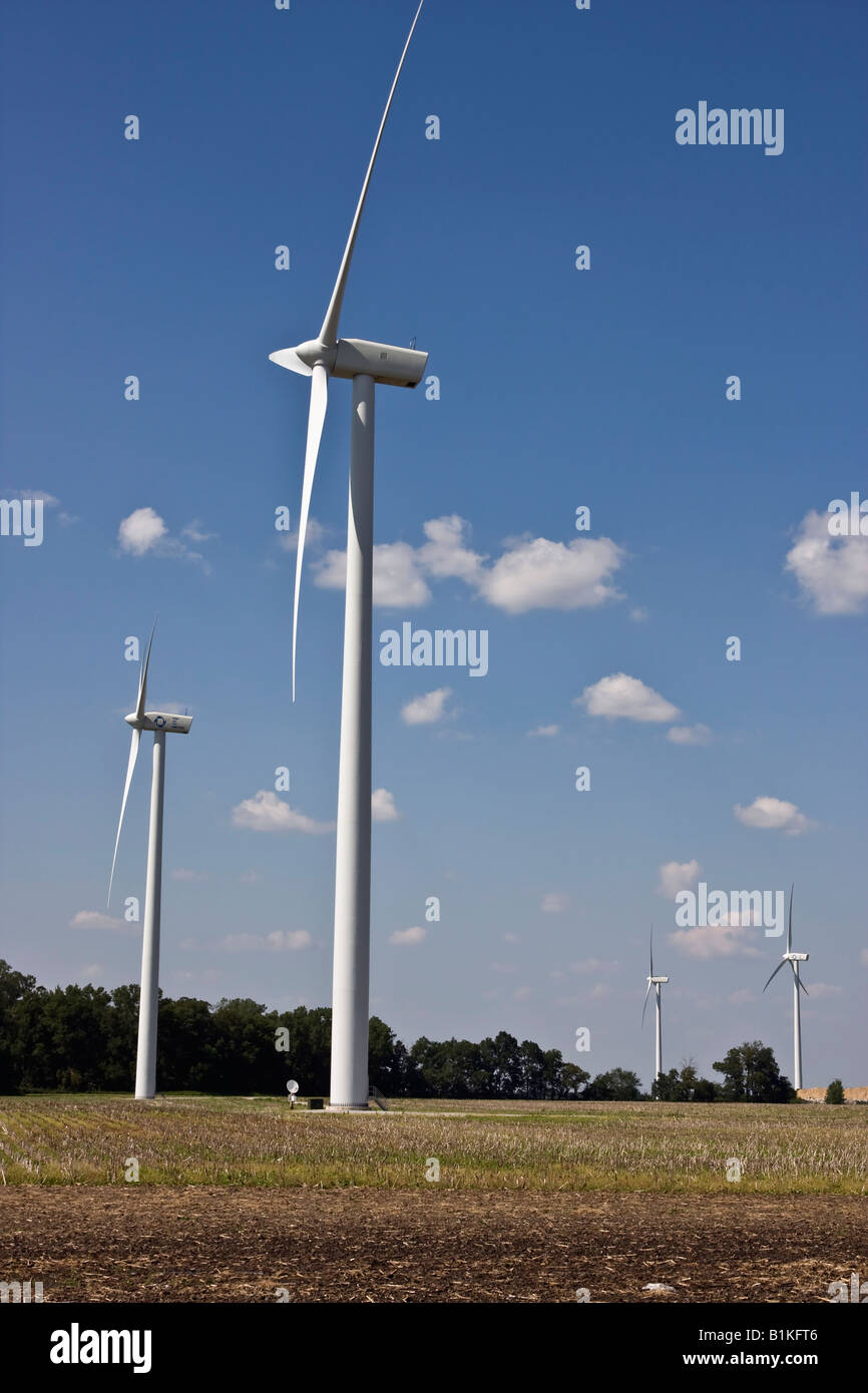Wind turbine on field in Ohio USA hi-res Stock Photo - Alamy