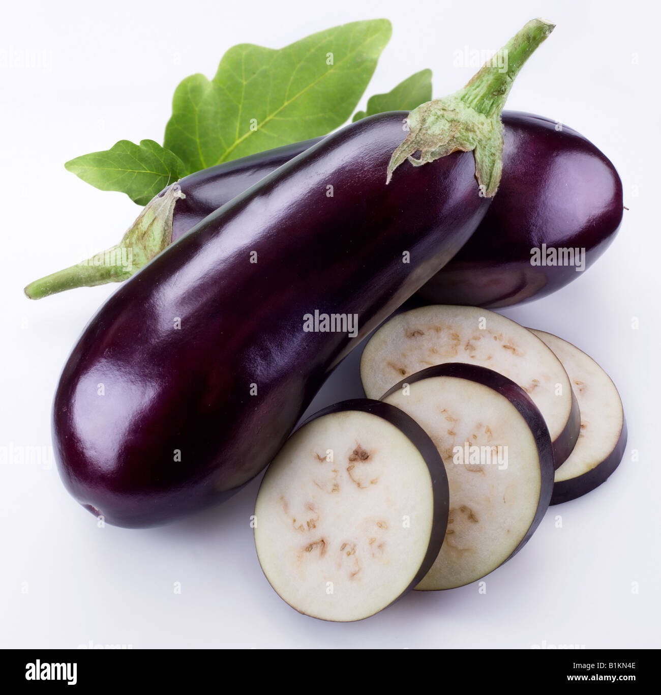 Aubergine plant hi-res stock photography and images - Alamy