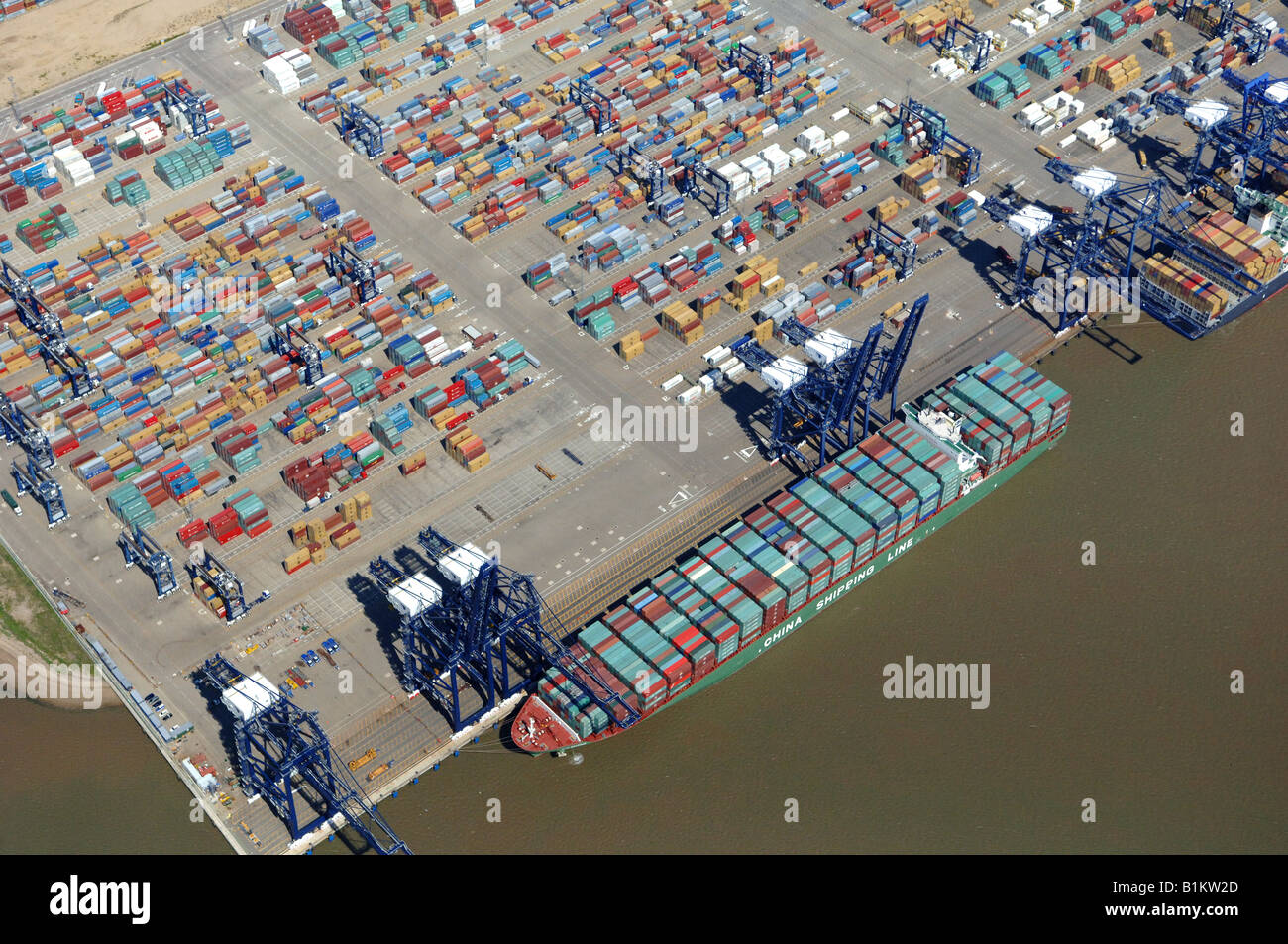 Felixstowe port aerial hi-res stock photography and images - Alamy