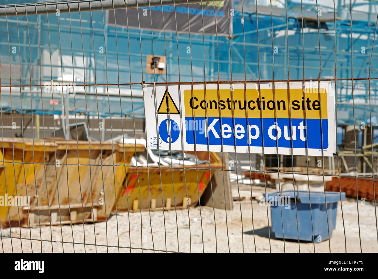 Construction site warning sign hi-res stock photography and images - Alamy