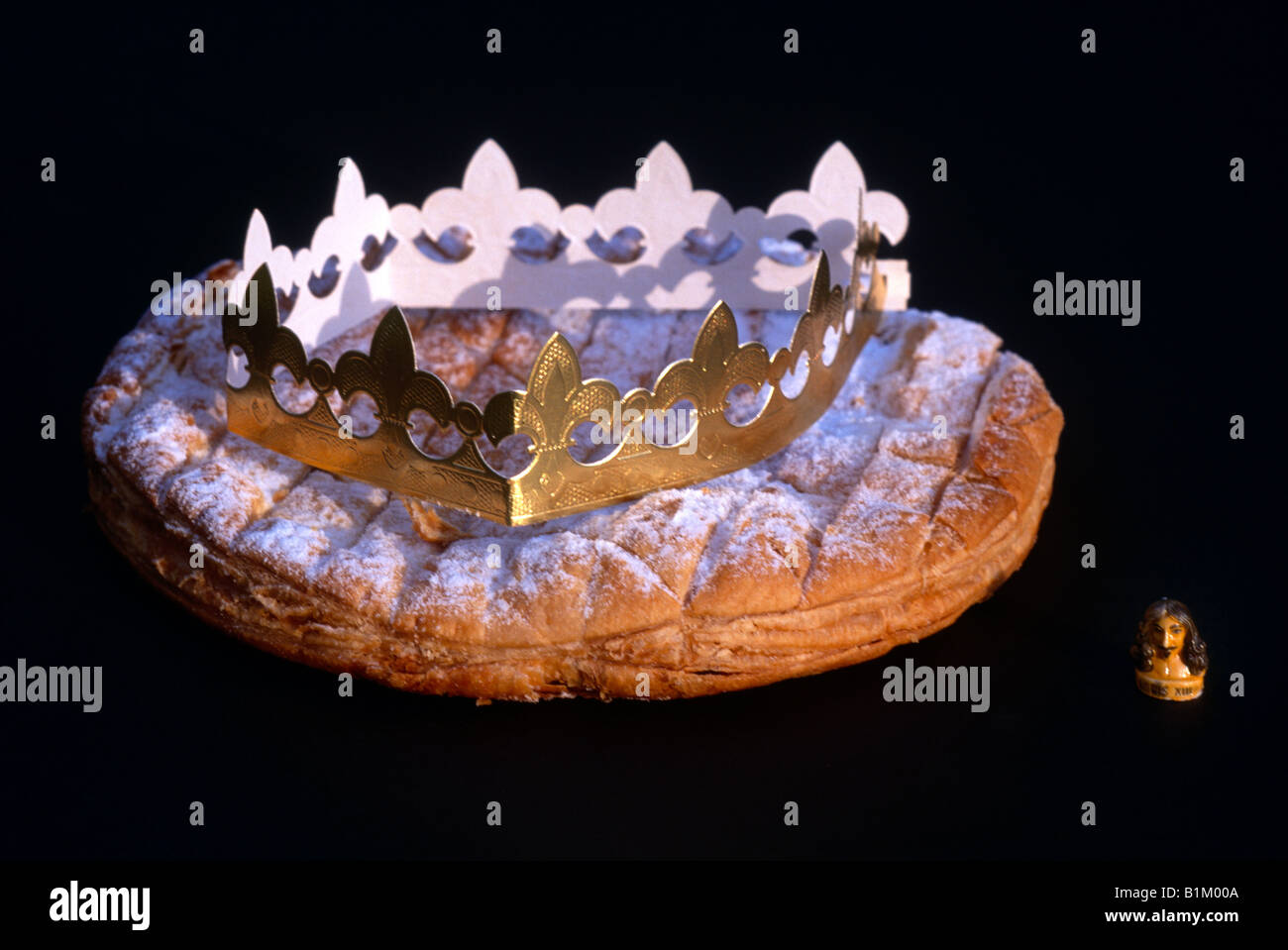 Twelth cake hi-res stock photography and images - Alamy