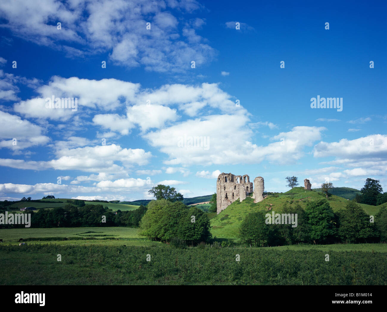 Clun Castle, Shropshire, UK Stock Photo - Alamy