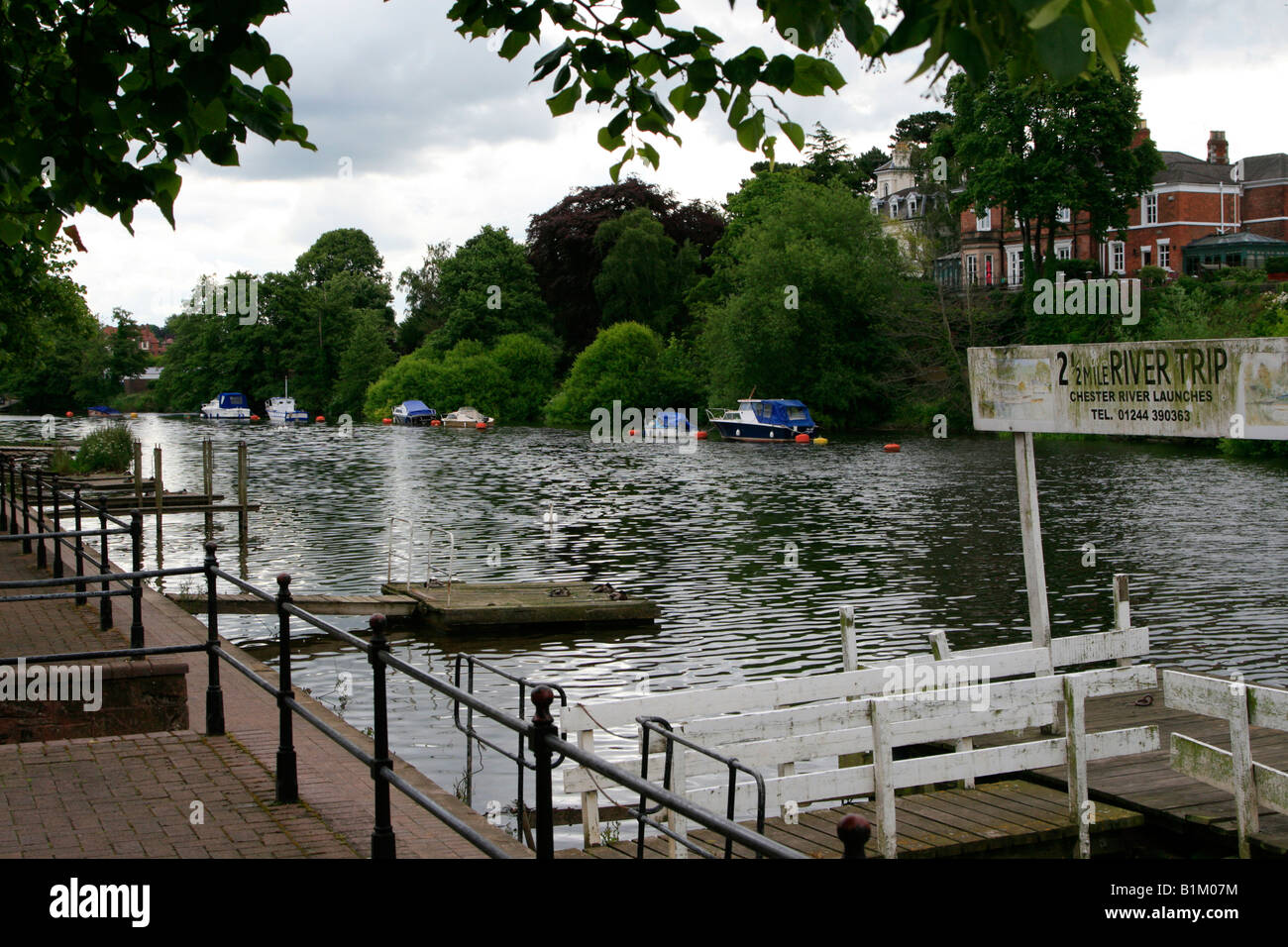 River dee flowing through the city of chester, cheshire england uk gb ...