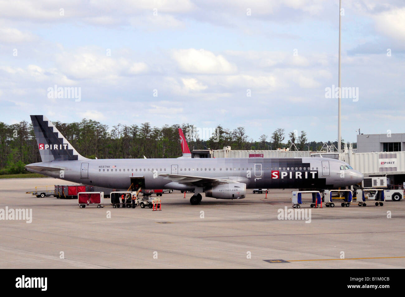 Spirit jet aircraft airliner departs Orlando International Airport ...