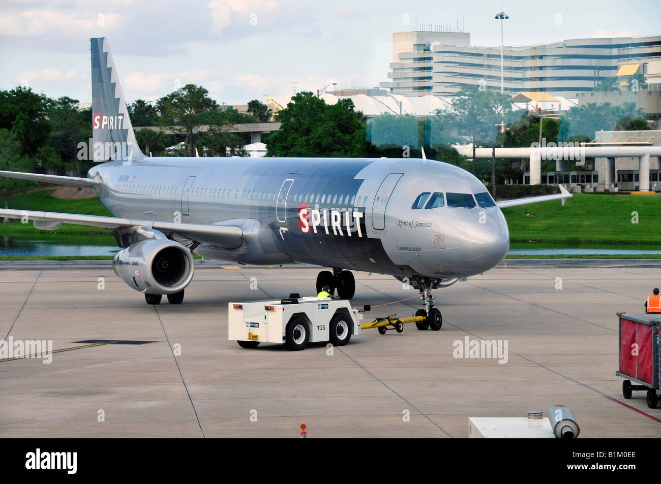 Spirit jet aircraft airliner departs Orlando International Airport ...