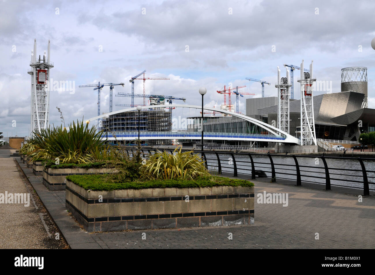 cranes over lowry bridge Stock Photo - Alamy