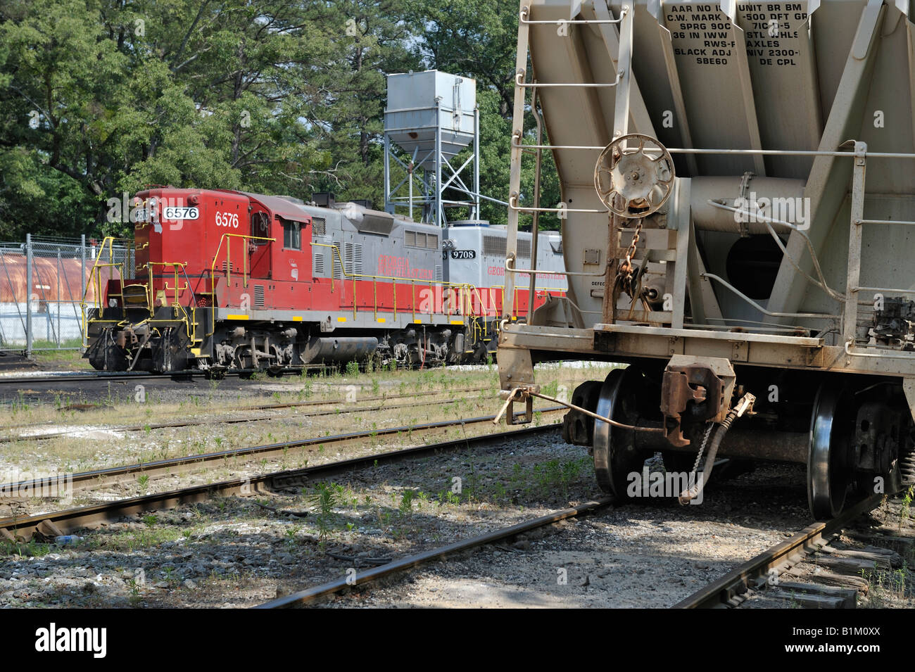 Emd gp9 hi-res stock photography and images - Alamy