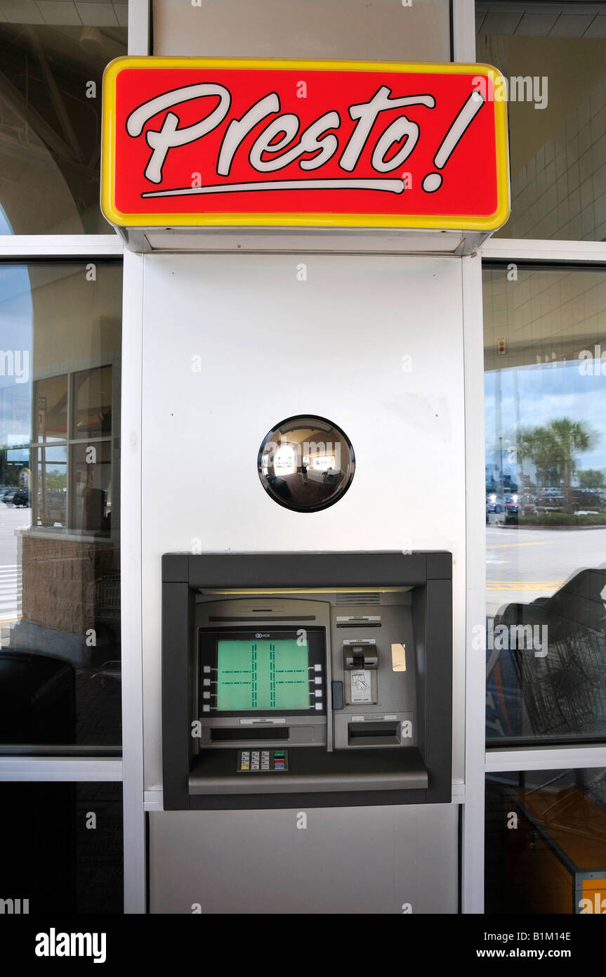 Bank ATM fast cash withdrawl machine system Stock Photo - Alamy