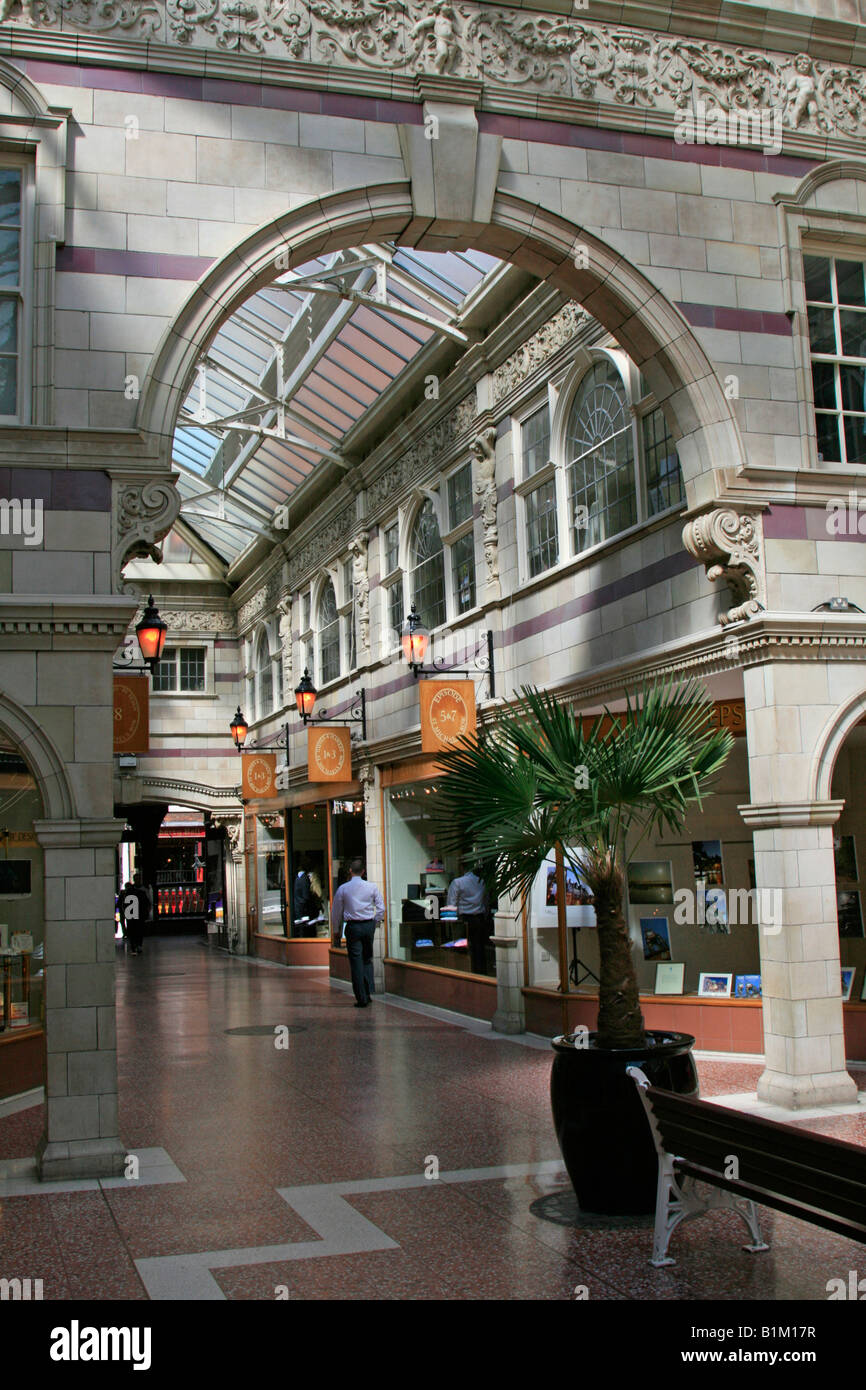 the mall city of chester, town centre shopping cheshire england uk gb ...